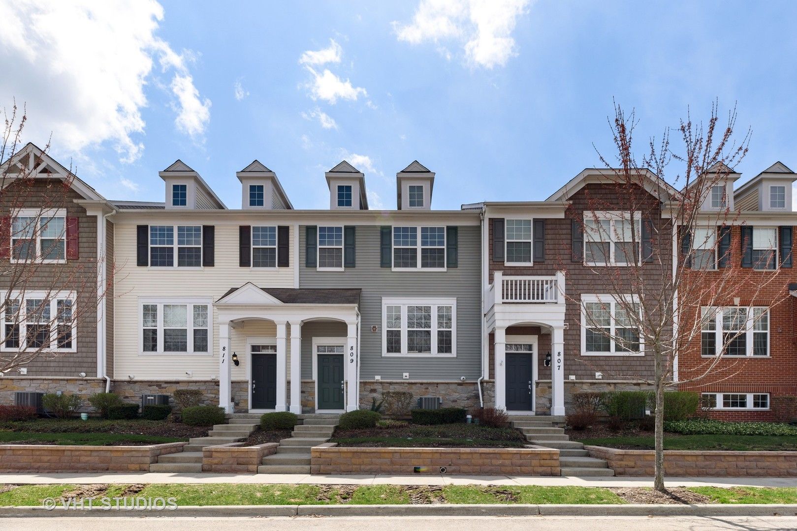 809 E Hamlin Ln, Arlington Heights, IL 60004 - See Est. Value, Schools ...