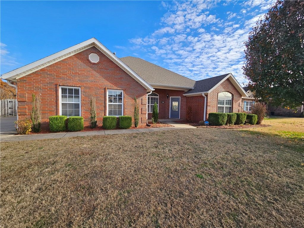 330 McKissic Spring Rd, Centerton, AR 72719 - See Est. Value, Schools & More