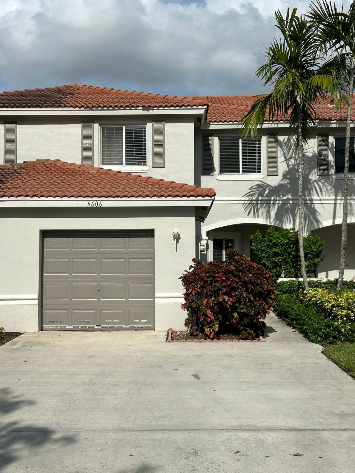 5606 Crossing Rocks Ct, Riviera Beach, FL 33407 - See Est. Value ...