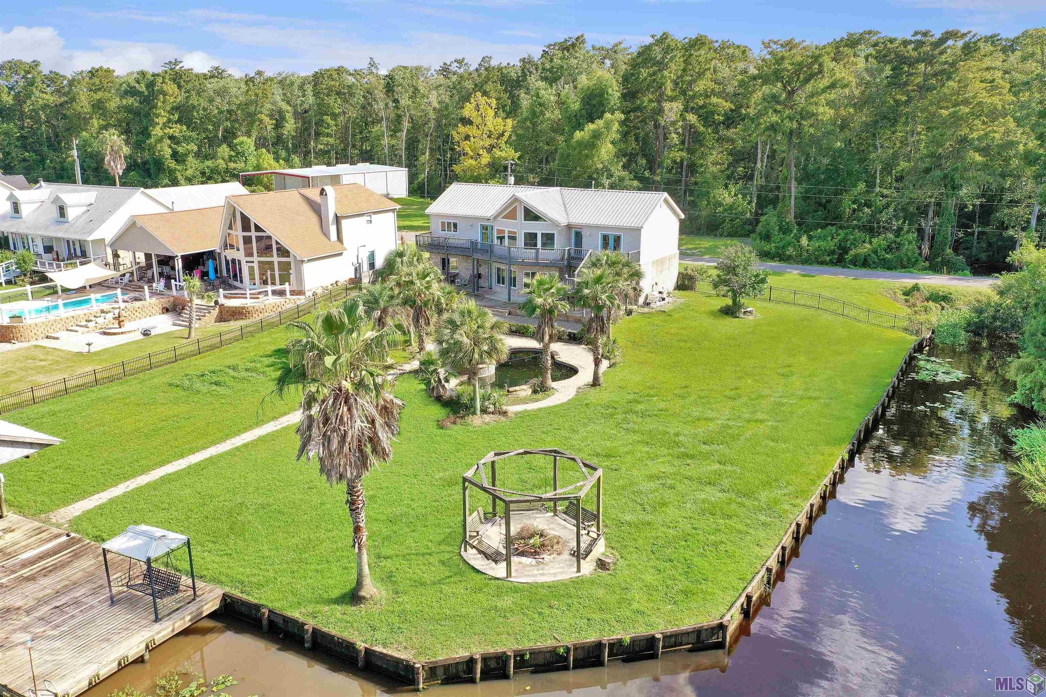 13554 Bayou Terrace Dr, Saint Amant, LA 70774 - See Est. Value, Schools ...