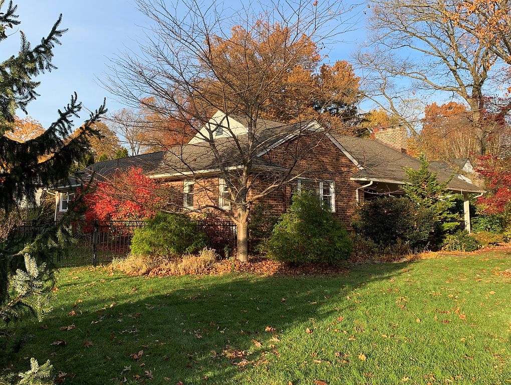 25 Warren Pl, Glen Rock, NJ 07452 - See Est. Value, Schools & More