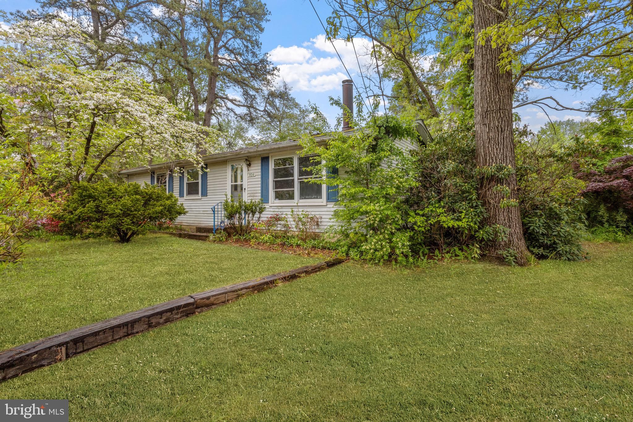 904 Pine Ave, Clayton, NJ 08312 - See Est. Value, Schools & More