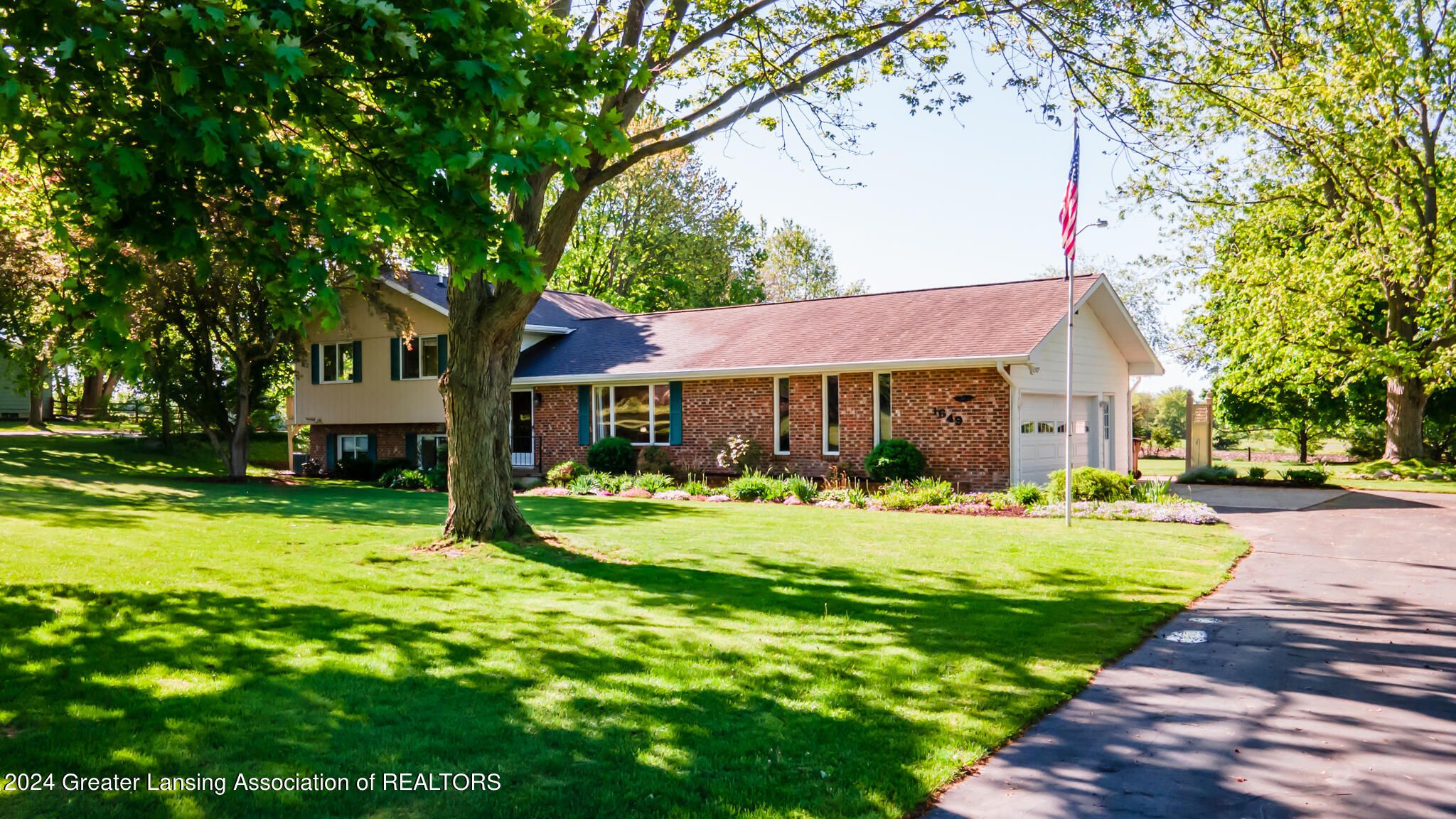 1649 W Howell Rd, Mason, MI 48854 - See Est. Value, Schools & More