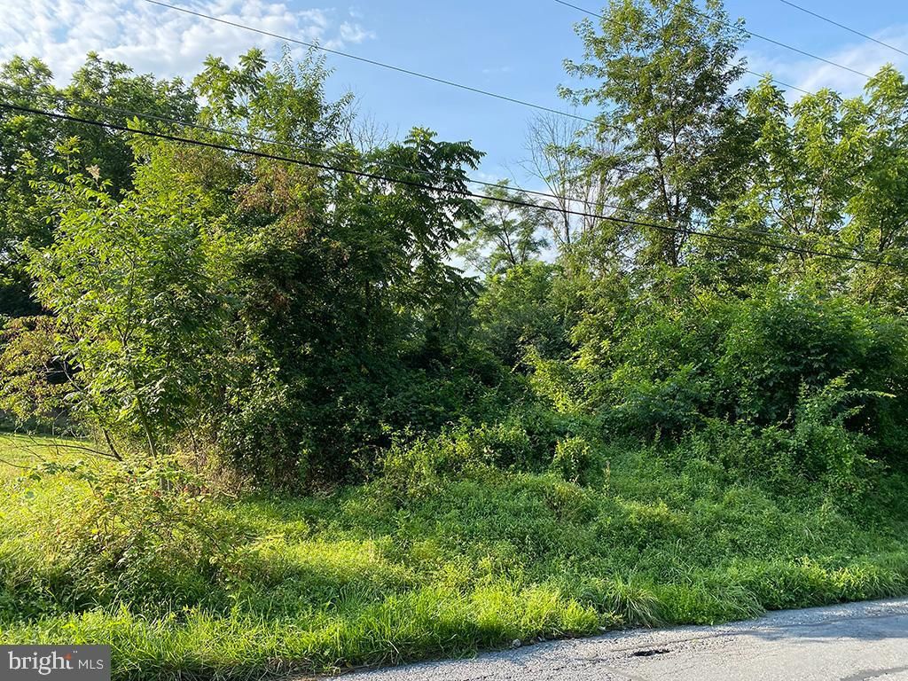 Hilltop Rd, Temple, PA 19560 - See Est. Value, Schools & More