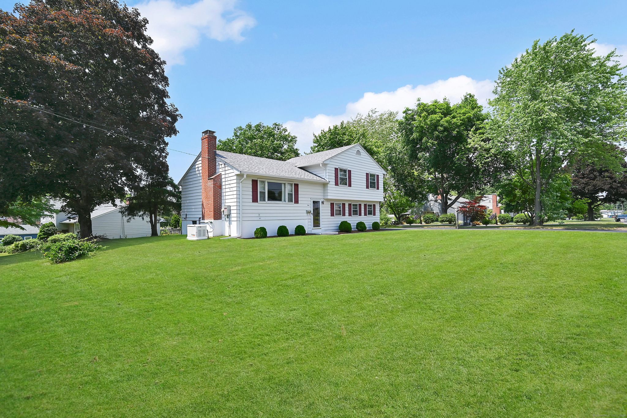 1 Old Village Road, Bloomfield, CT 06002 - See Est. Value, Schools & More