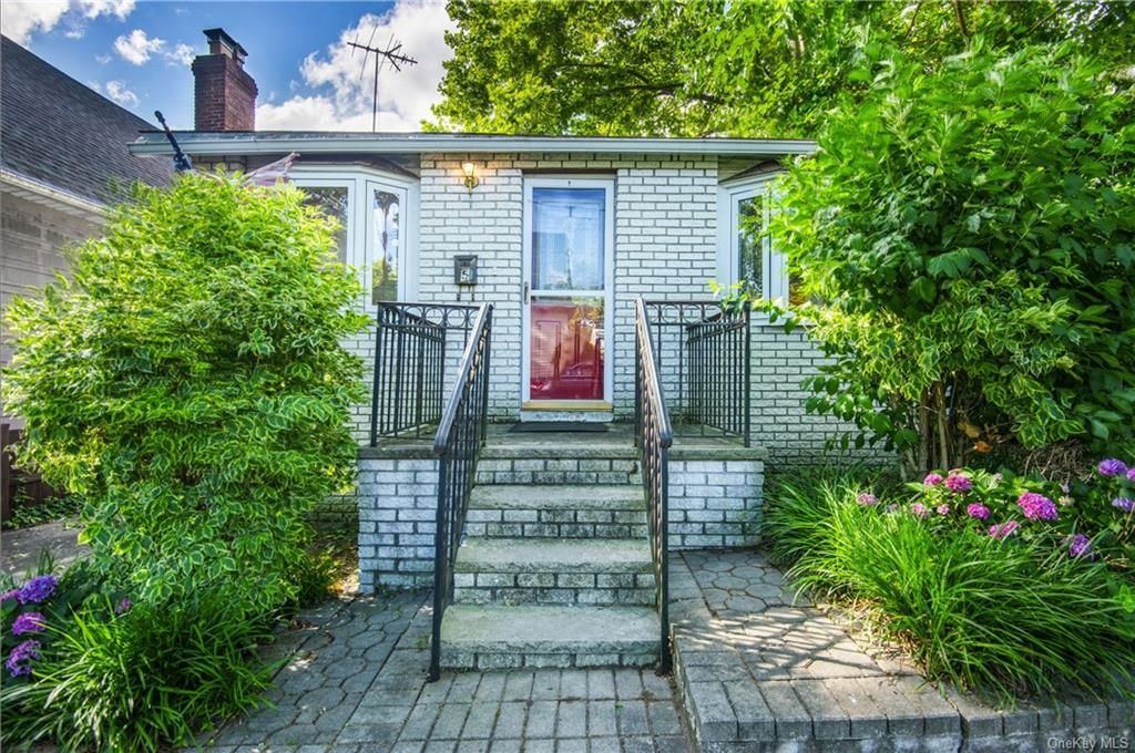 5 Acorn Place UNIT 5, Bronx, NY 10465 | Trulia