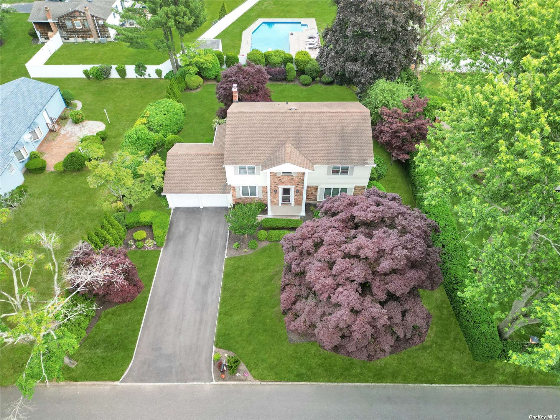 21 Fairway Drive, South Setauket, NY 11720 | MLS# 3558476 | Trulia