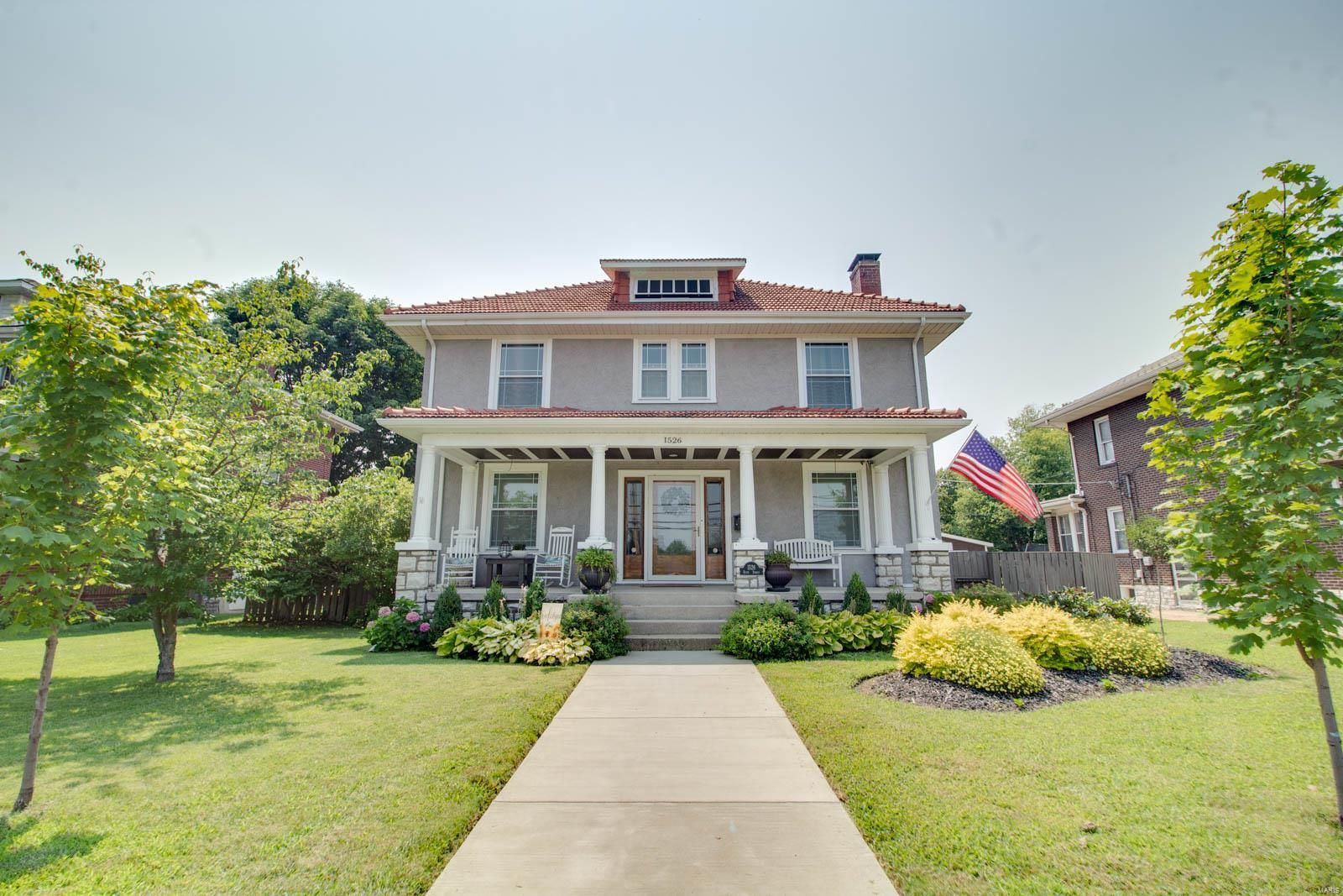 1526 State St, Alton, IL 62002 - See Est. Value, Schools & More