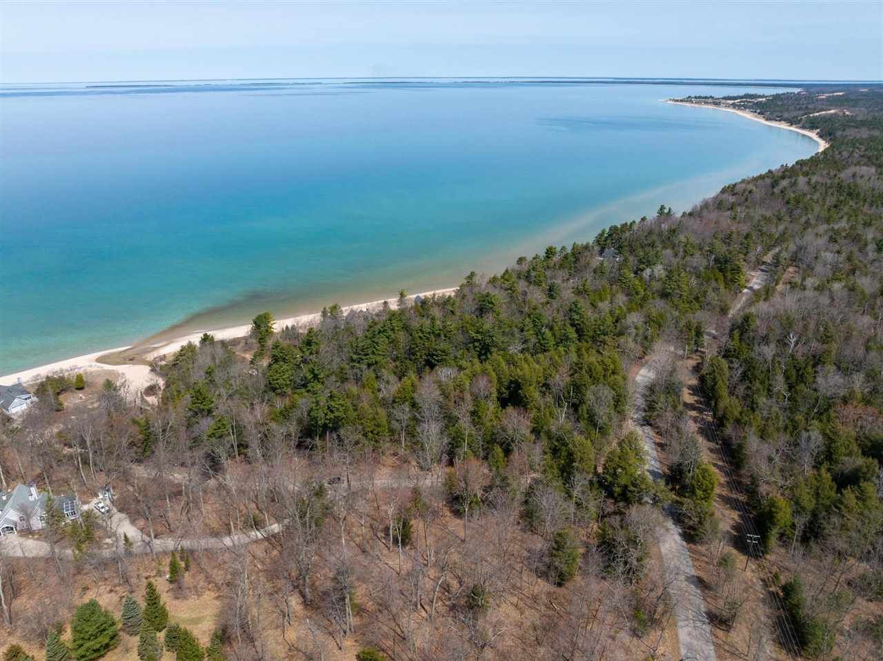 5020 Chippewa Dr, Harbor Springs, MI 49740 - See Est. Value, Schools & More