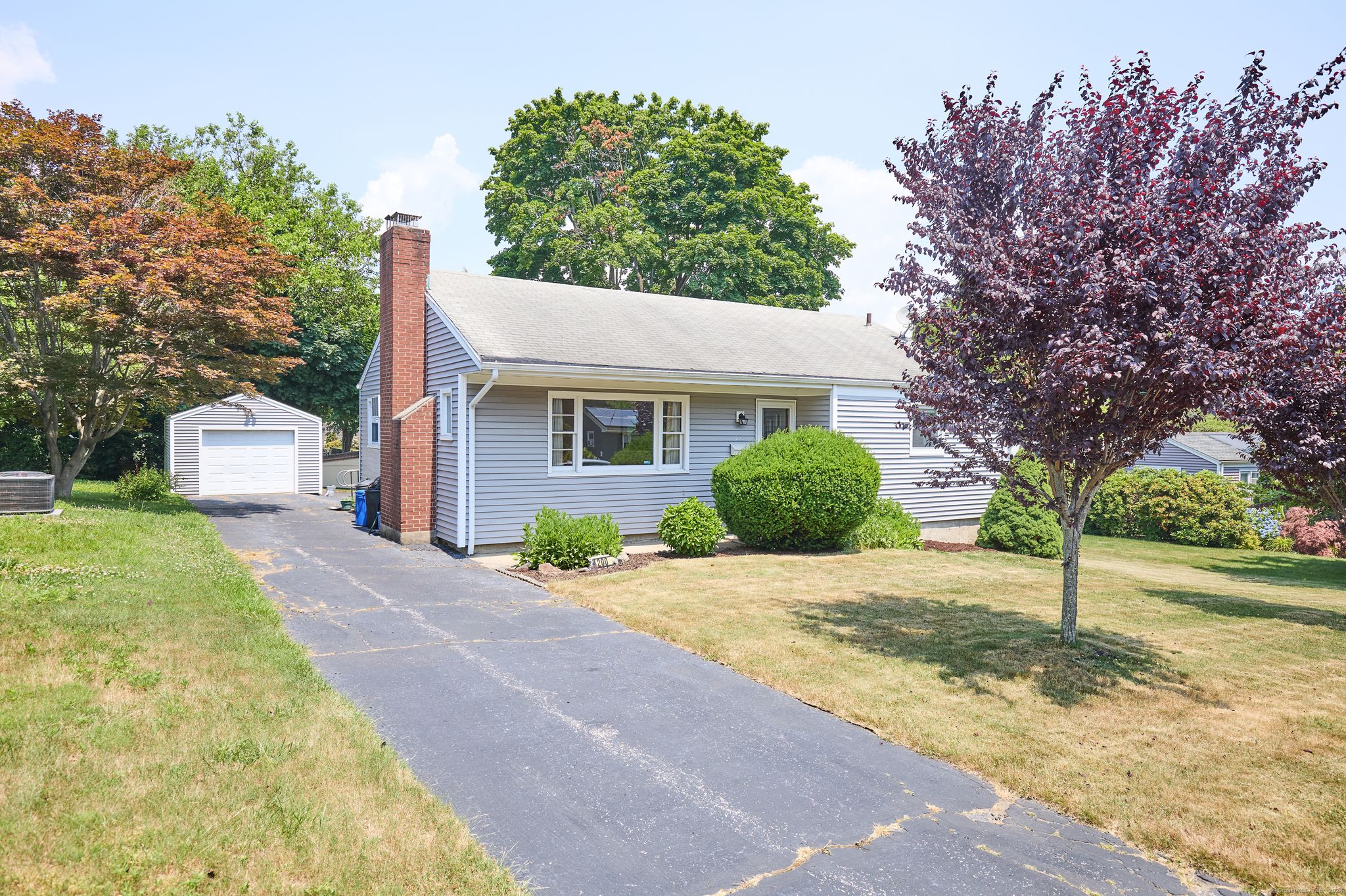 200 Lobdell Drive, Stratford, CT 06614 - See Est. Value, Schools & More