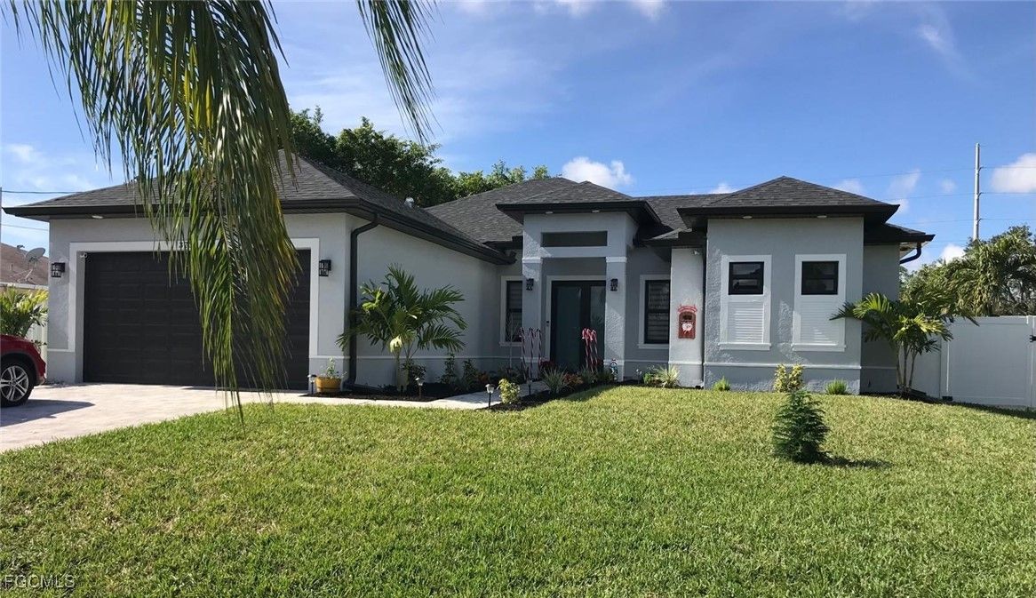 3738 SE Santa Barbara Place Cpe, Cape Coral, FL 33904 | MLS# 2026005195 ...