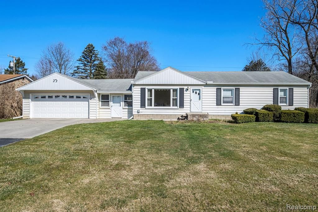 24387 24 Mile Rd, Macomb, MI 48042 - See Est. Value, Schools & More