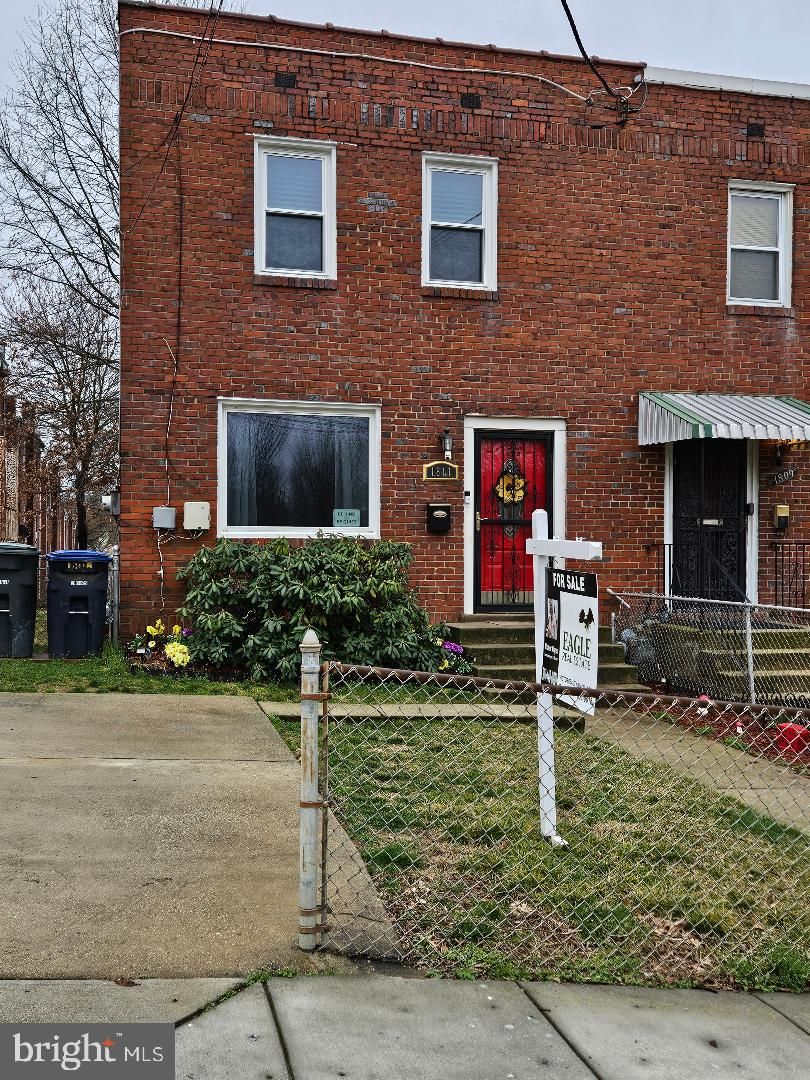 1811 Erie St SE, Washington, DC 20020 - See Est. Value, Schools & More