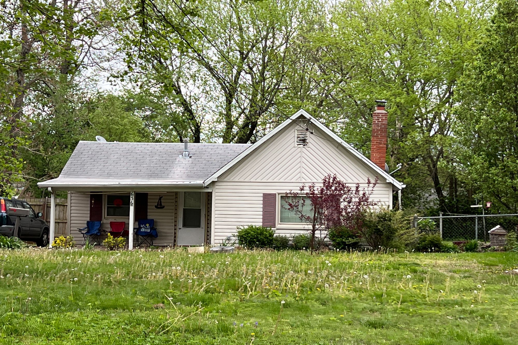 636 S Warren Ave, Springfield, MO 65802 - See Est. Value, Schools & More