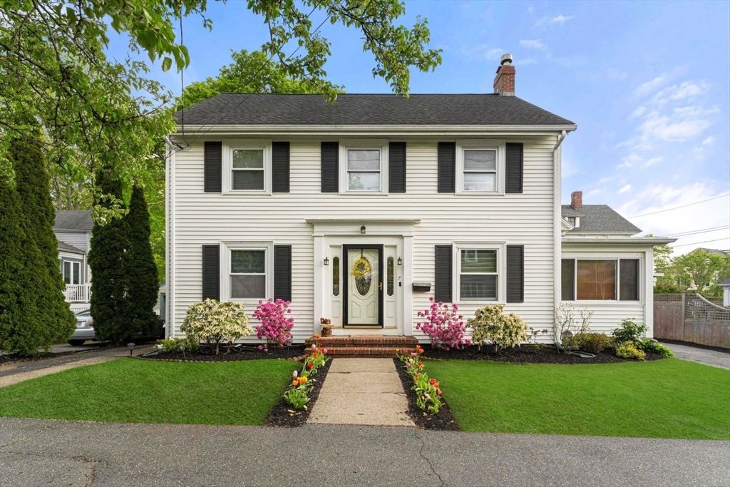 7 1st St, Melrose, MA 02176 - See Est. Value, Schools & More