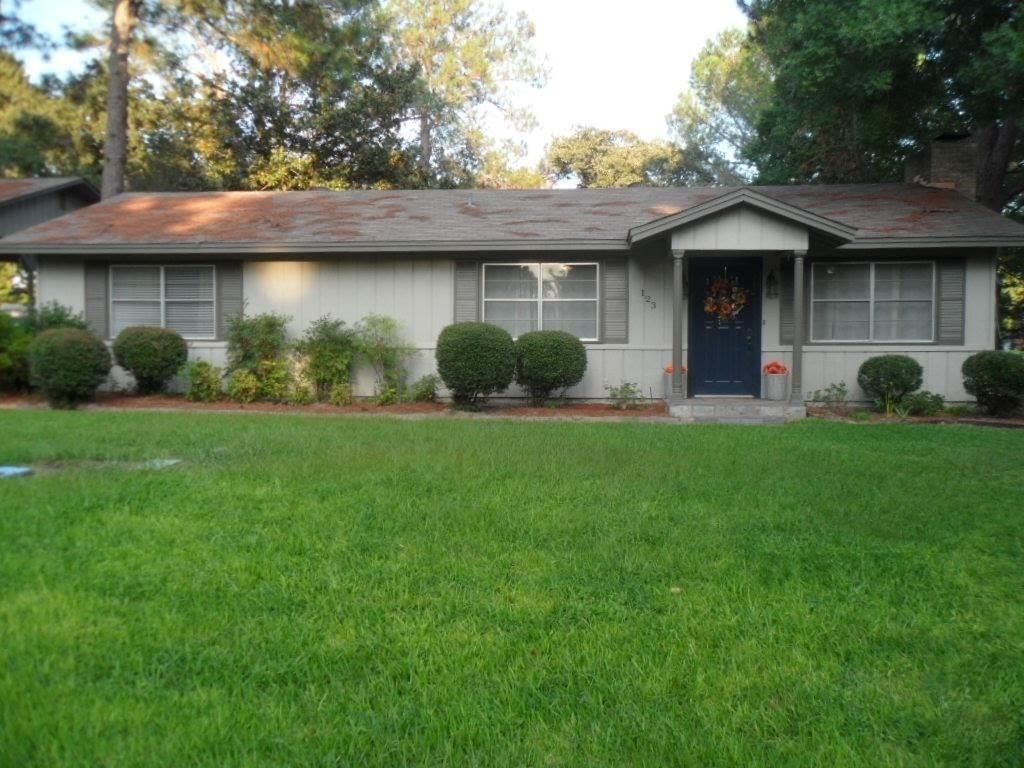 123 Hideaway Ln E, Hideaway, TX 75771 - See Est. Value, Schools & More