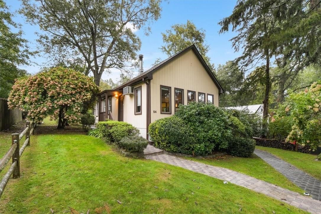 54 Brandeis Avenue, Mohegan Lake, NY 10547 - See Est. Value, Schools & More