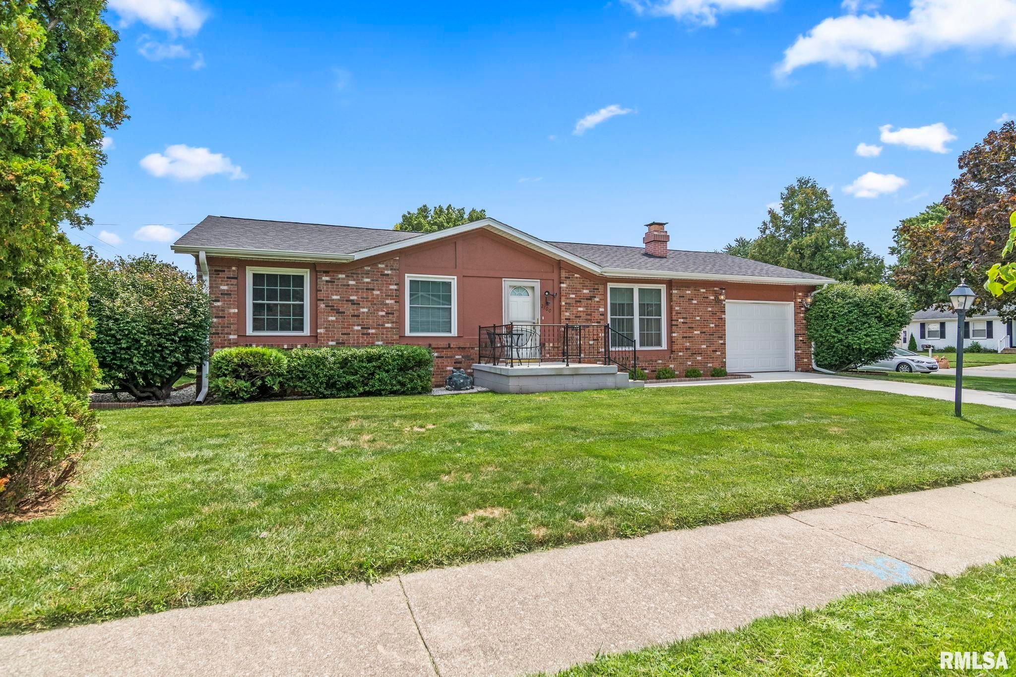 2100 Darby Rd, Springfield, IL 62702 - See Est. Value, Schools & More