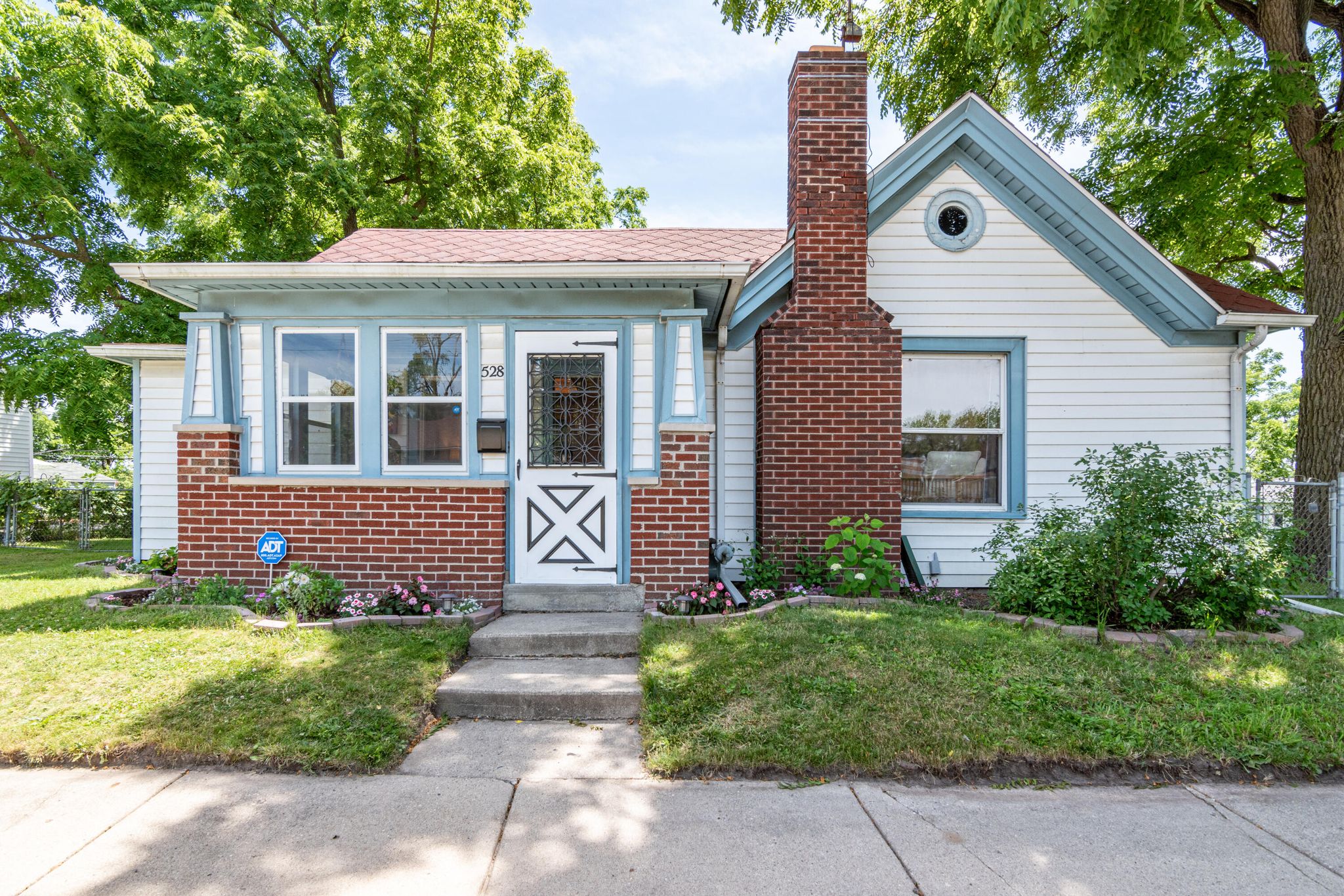 528 Maus Ave, Ypsilanti, MI 48198 - See Est. Value, Schools & More