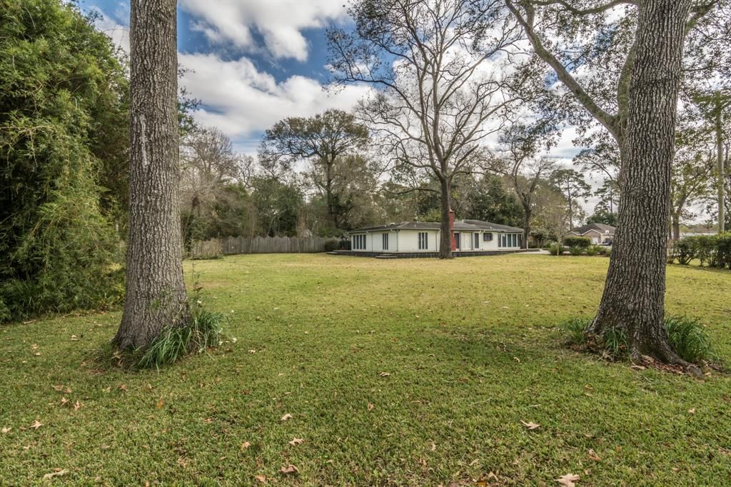 4719 Park Ave, Dickinson, TX 77539 - See Est. Value, Schools & More