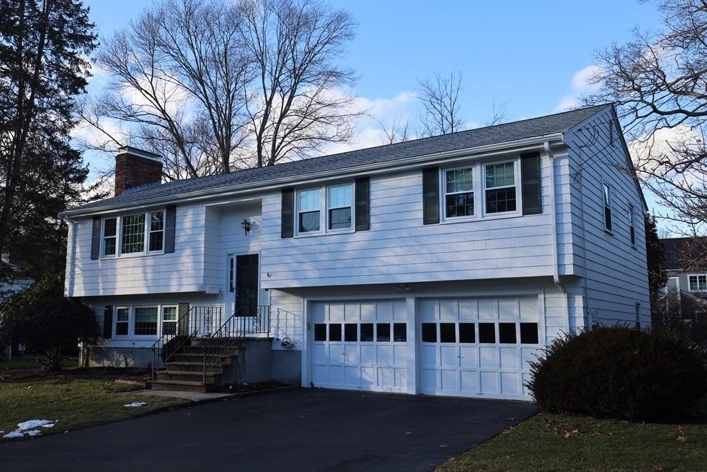 11 Julia Rd, Needham, MA 02492 - See Est. Value, Schools & More