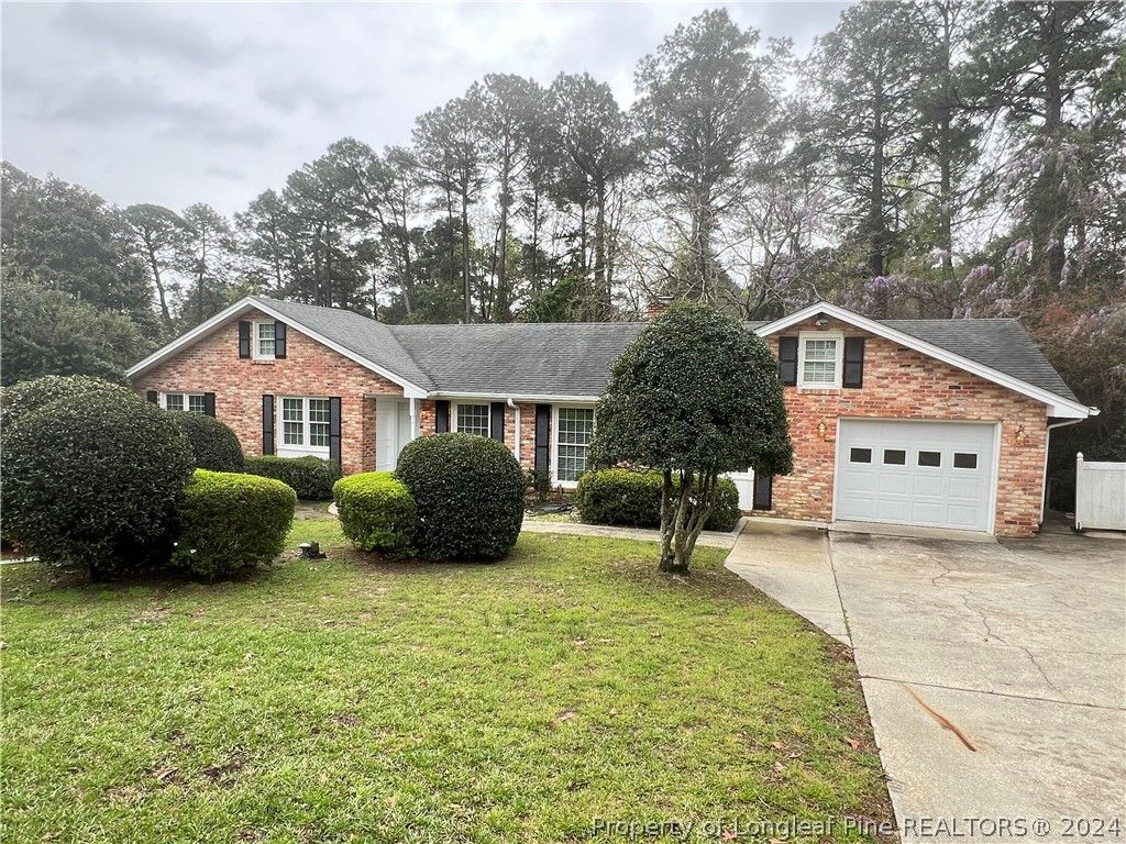 710 Galloway Dr, Fayetteville, NC 28303 - See Est. Value, Schools & More