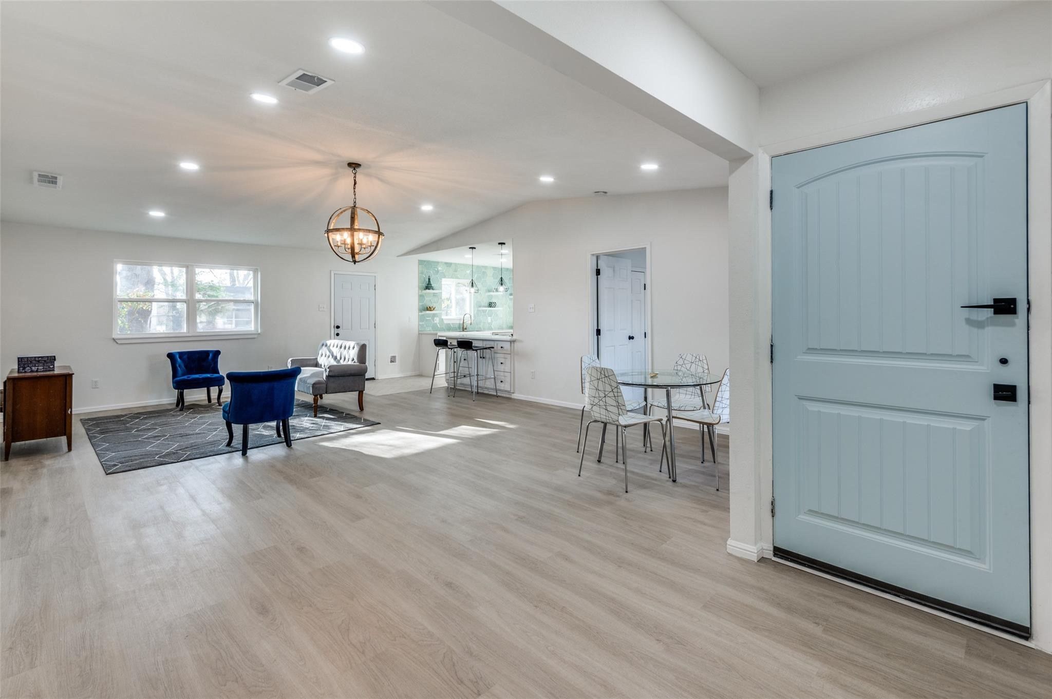 4560 Bonanza Ln, Dallas, TX 75211 - See Est. Value, Schools & More