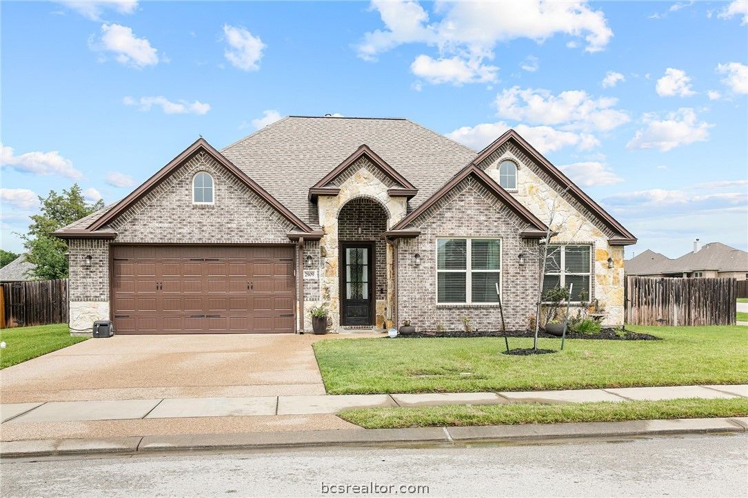 2909 E Embers Ct, Bryan, TX 77808 | MLS# 24009211 | Trulia