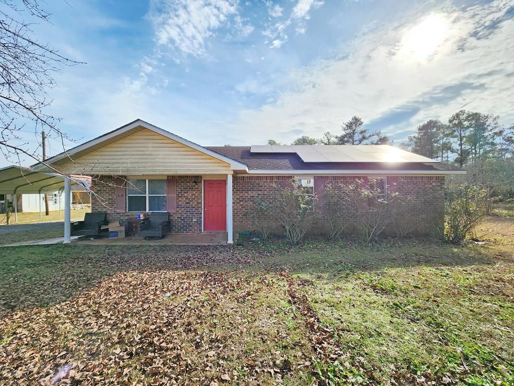 1626 Pine St, Edison, GA 39846 - See Est. Value, Schools & More