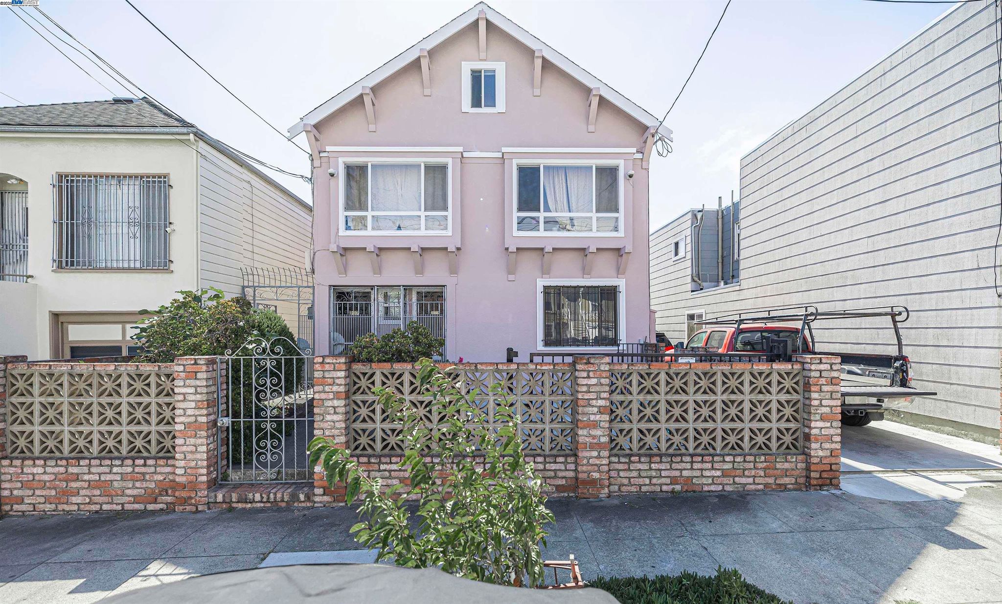 207 Wayland St, San Francisco, CA 94134 - See Est. Value, Schools & More