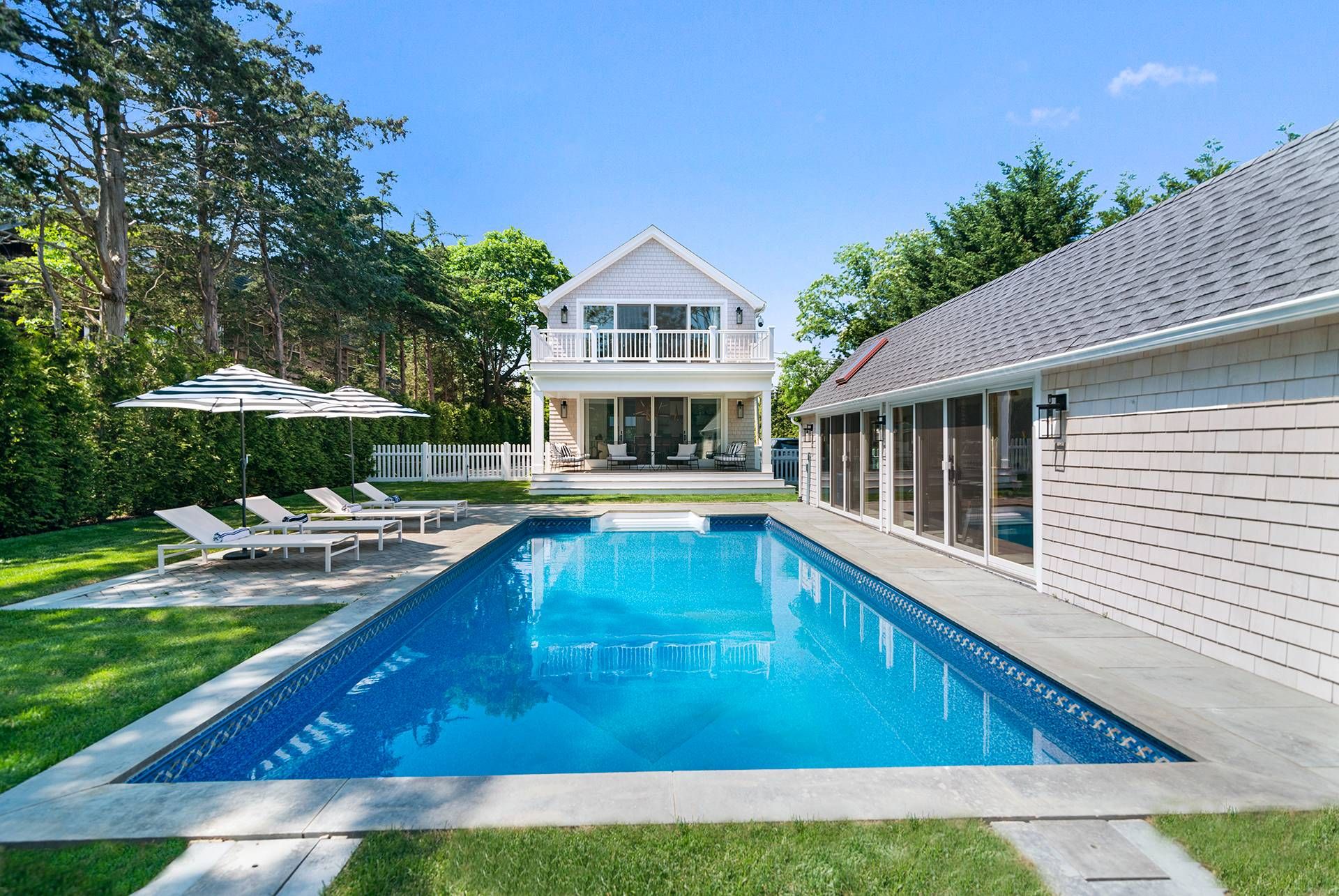 196 County Road 39A, Southampton, NY 11968 - See Est. Value, Schools & More