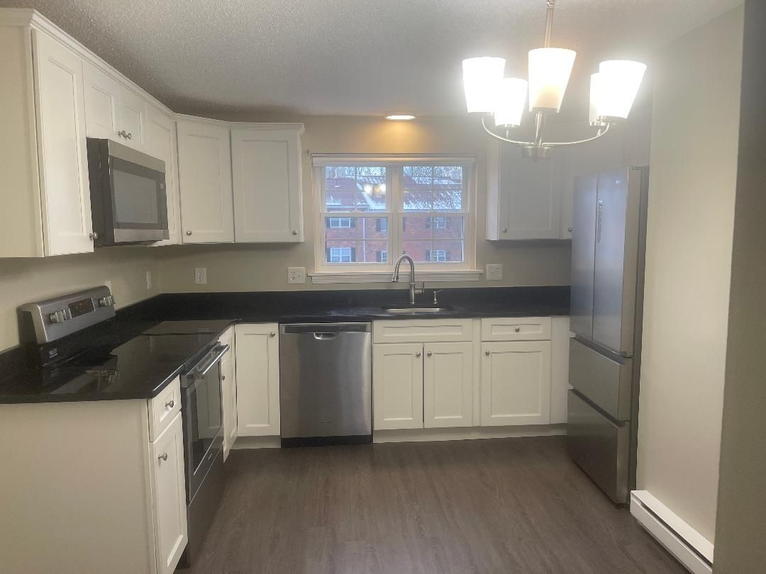 17 Maplecrest Cir #D, Chicopee, MA 01013 - Trulia | Trulia