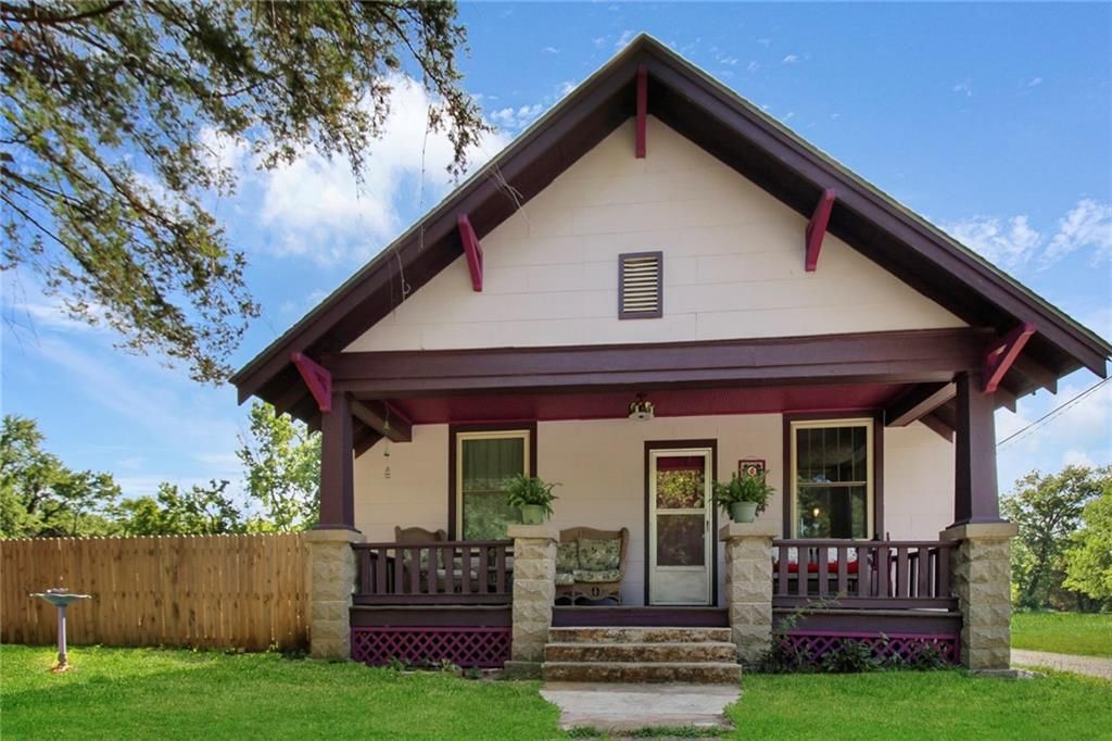 615 S 23rd St, Parsons, KS 67357 - See Est. Value, Schools & More