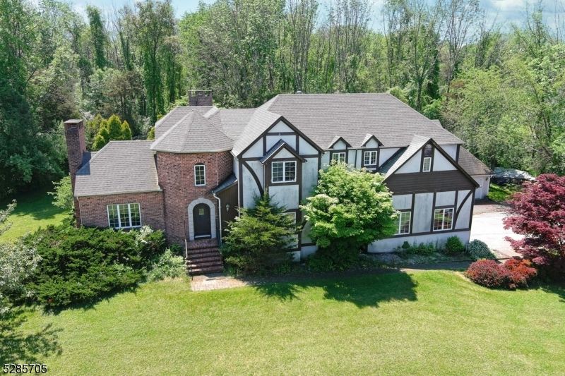 1 Misty Ln, Andover, NJ 07821 - See Est. Value, Schools & More