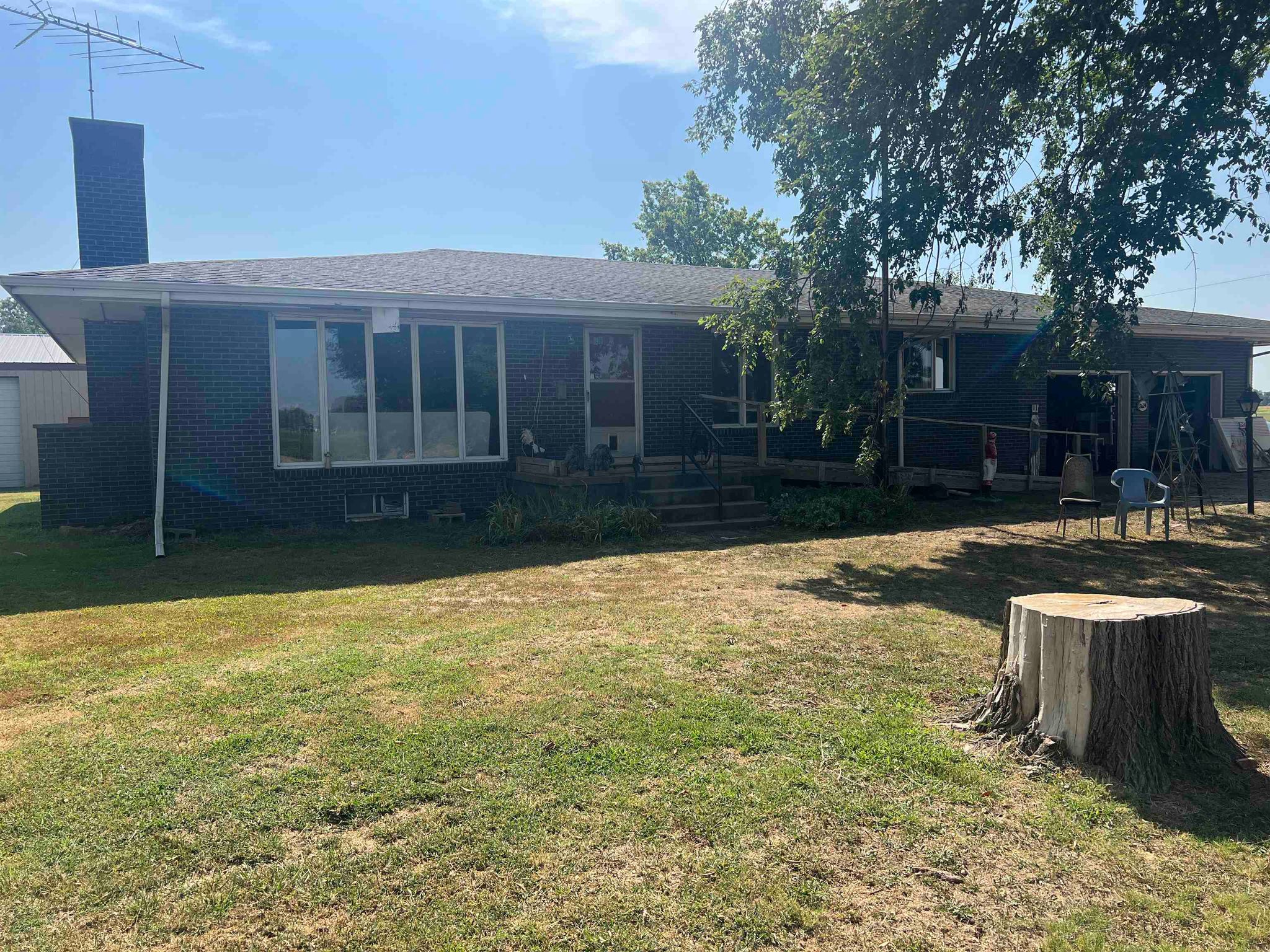 8624 S Bluff St, Derby, KS 67037 - See Est. Value, Schools & More
