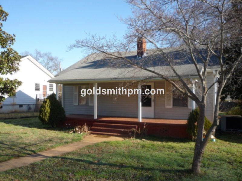 208 Lester Ave, Greenville, SC 29617 - See Est. Value, Schools & More