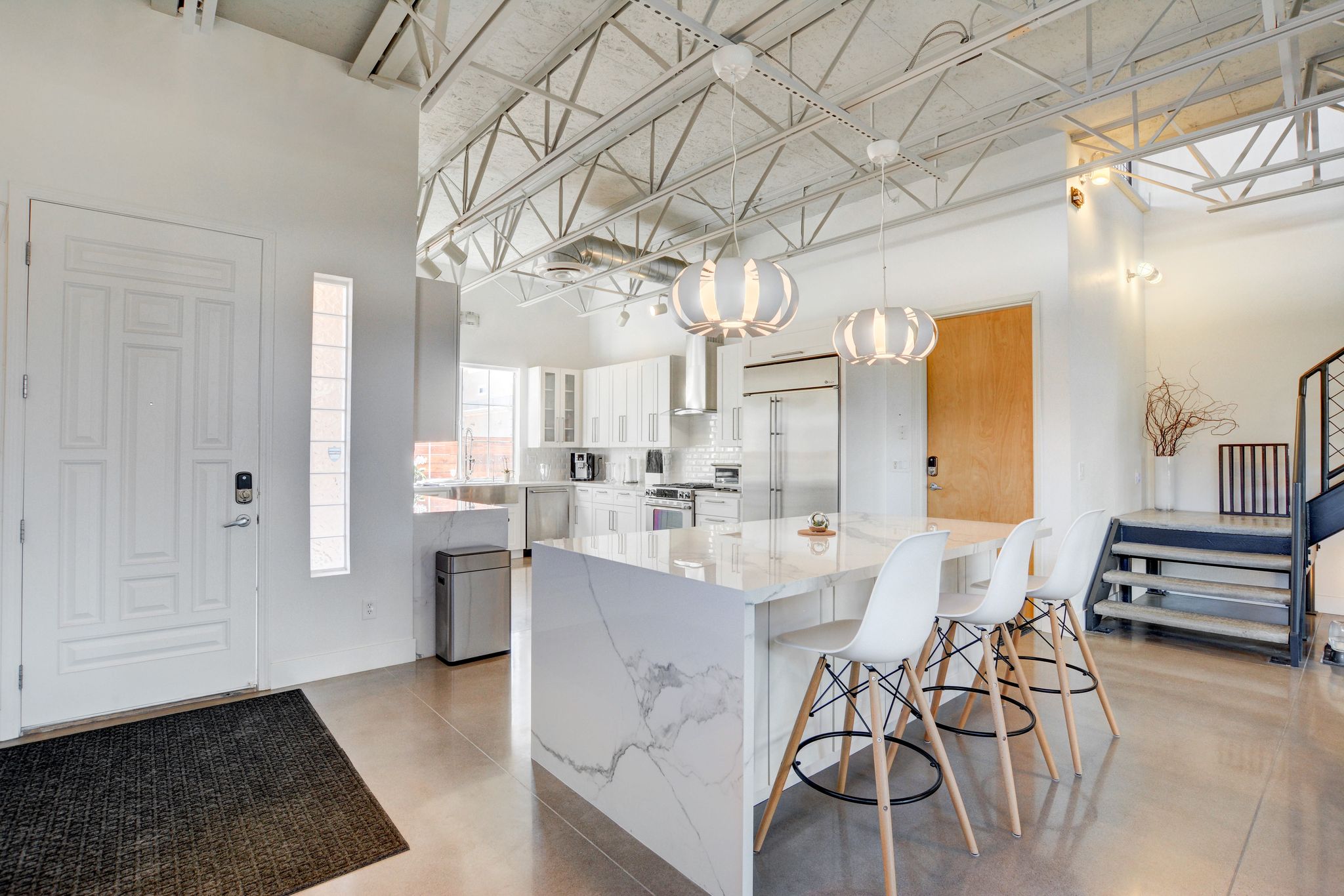 8200 Todd Neil Ct, Las Vegas, NV 89117 - See Est. Value, Schools & More