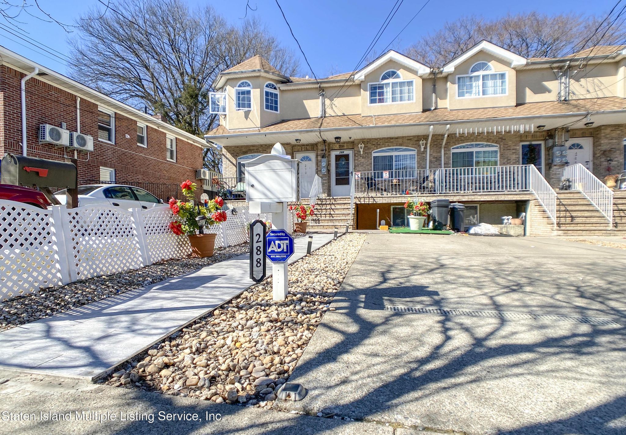 288 Nicholas Ave, Staten Island, NY 10302 - See Est. Value, Schools & More