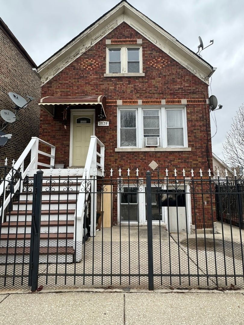 2539 S Spaulding Ave, Chicago, IL 60623 - See Est. Value, Schools & More