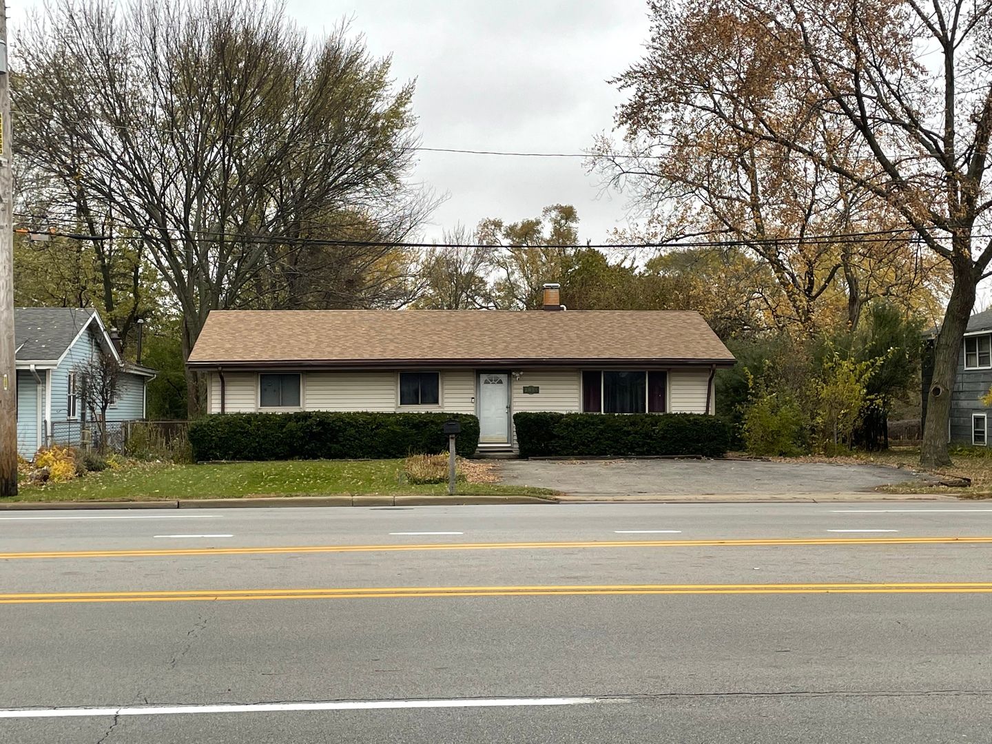 3034 W 183rd St, Homewood, IL 60430 - See Est. Value, Schools & More