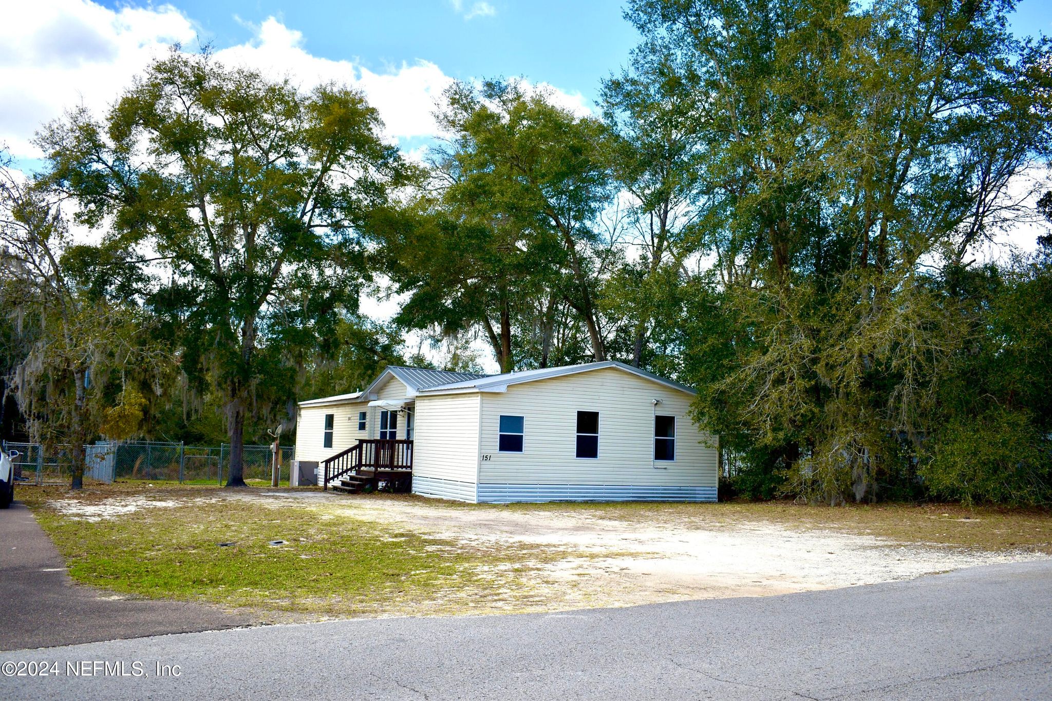 151 REAVES Avenue, Interlachen, FL 32148 - See Est. Value, Schools & More
