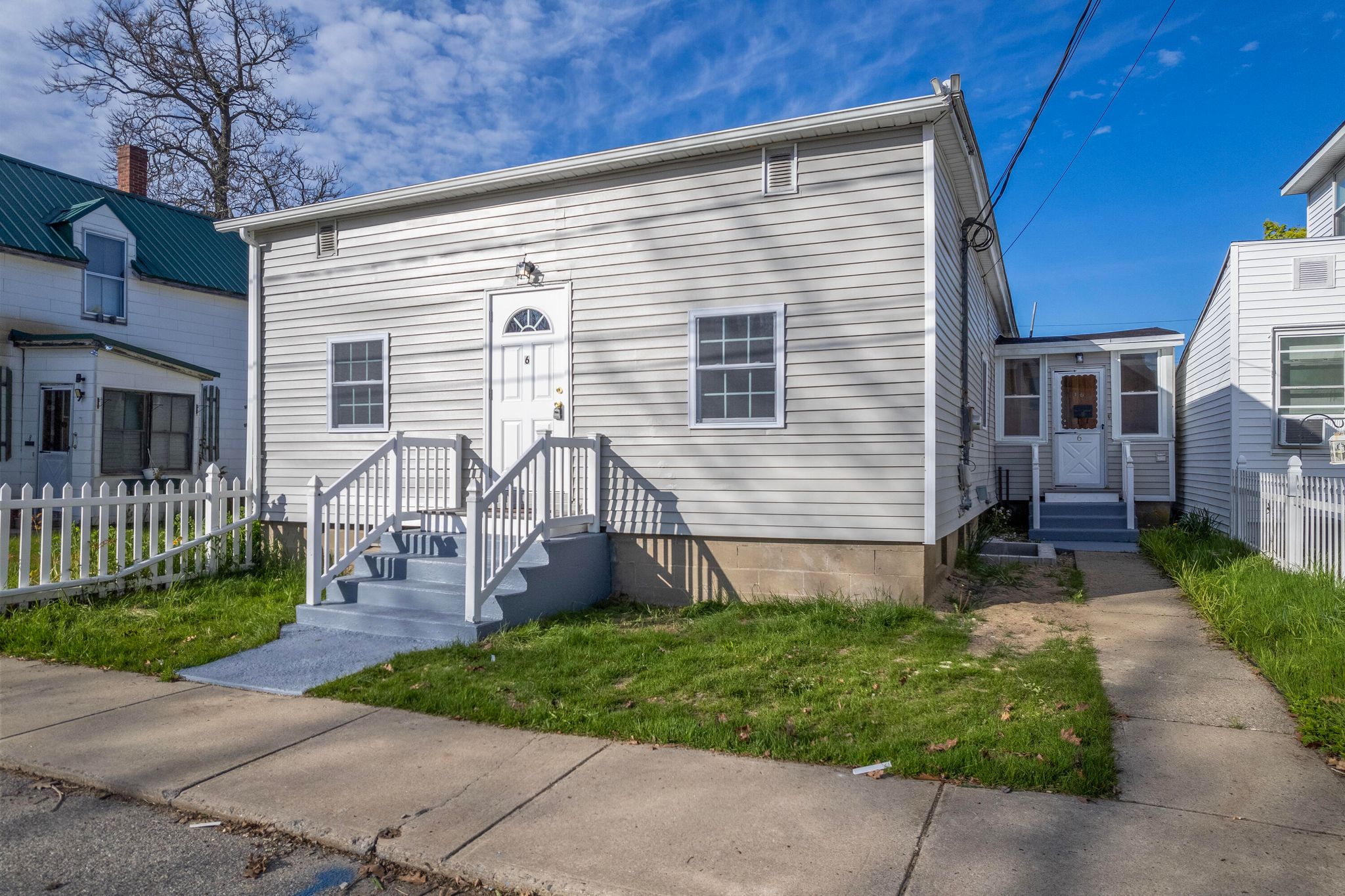 6 Pine Avenue, Old Orchard Beach, ME 04064 - See Est. Value, Schools & More