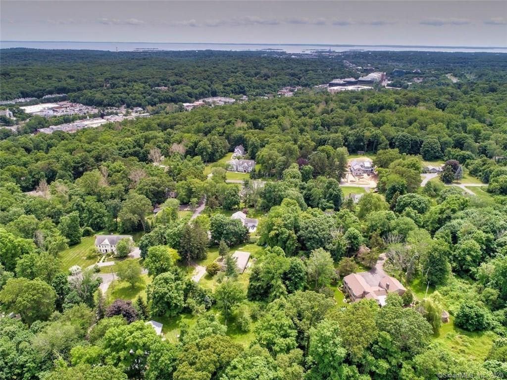 118 Valeview Rd, Wilton, CT 06897 - See Est. Value, Schools & More