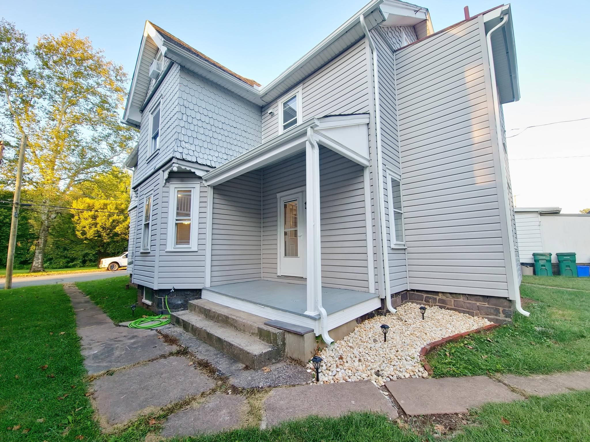 359 Seminary St, Pennsburg, PA 18073 - See Est. Value, Schools & More