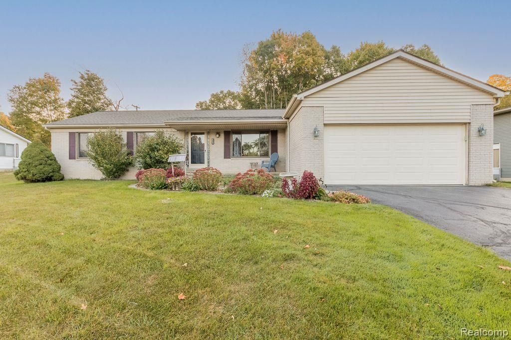 1783 S Milford Rd, Milford, MI 48381 - See Est. Value, Schools & More