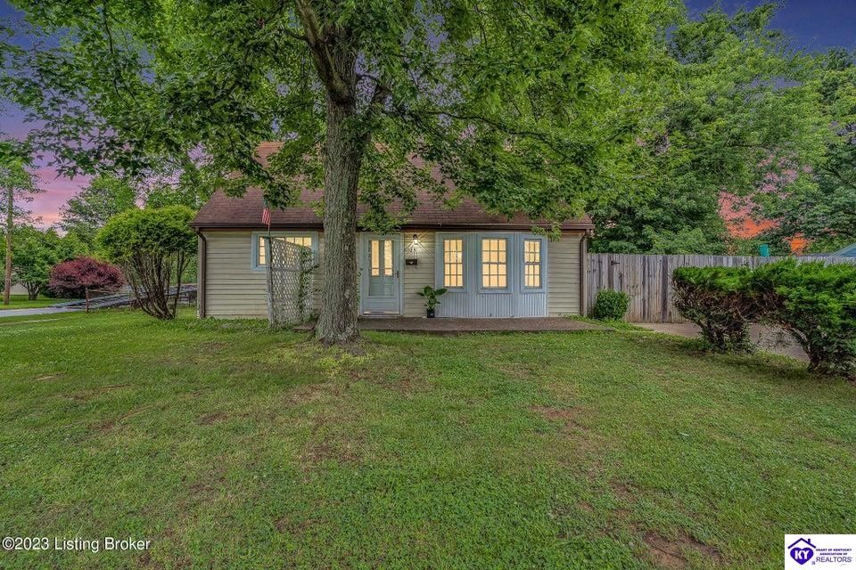 6725 Pendleton Rd, Louisville, KY 40272 | Trulia