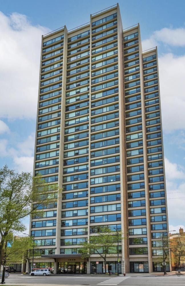 1850 N Clark St #1602, Chicago, IL 60614 - See Est. Value, Schools & More