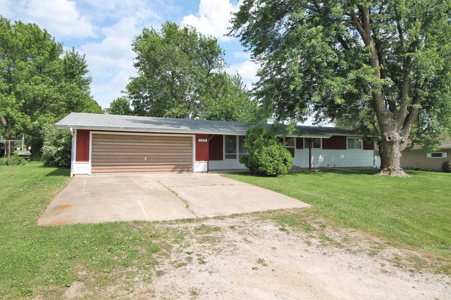 103 C St, New Market, IA 51646 - See Est. Value, Schools & More