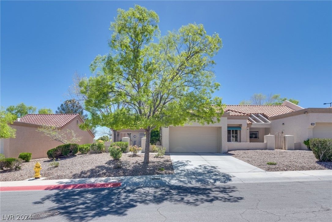 9629 Blue Bell Dr, Las Vegas, NV 89134 - See Est. Value, Schools & More