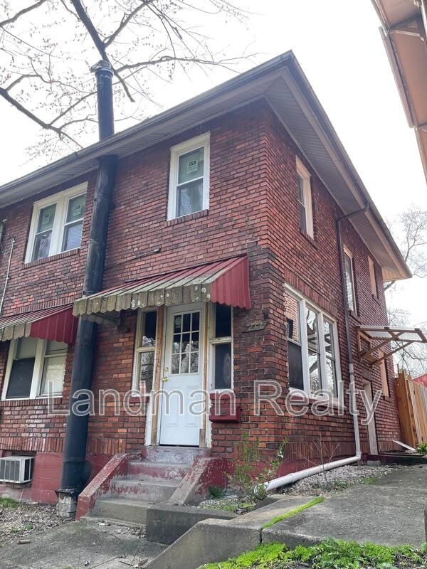 217 Connecticut Ave, Clairton, PA 15025 | Trulia